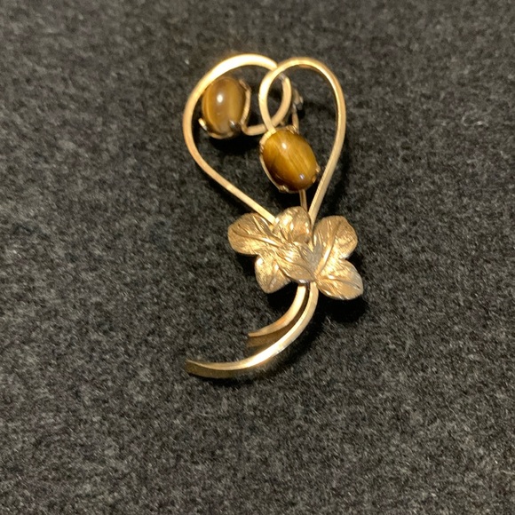 Wells | Jewelry | Vintage Wells 4k Gf Tigers Eye Brooch | Poshmark